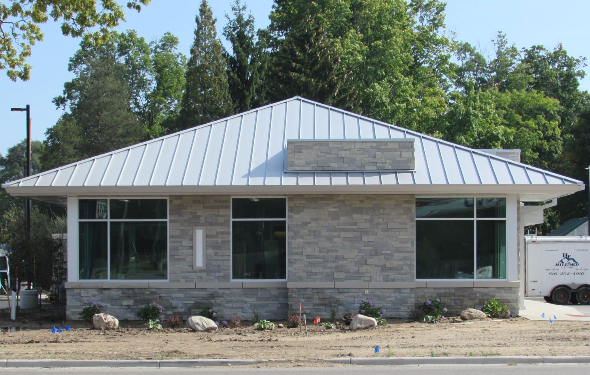 UNA-CLAD Delta Concealed Fastener Panels - Straightline Sheet Metal